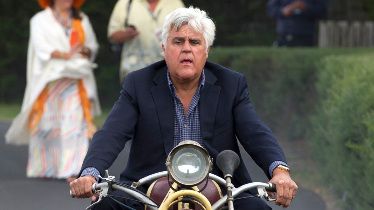 Jay Leno Returns to Comedy Stage After Severe Motorcycle Accident | Entertainment Tonight